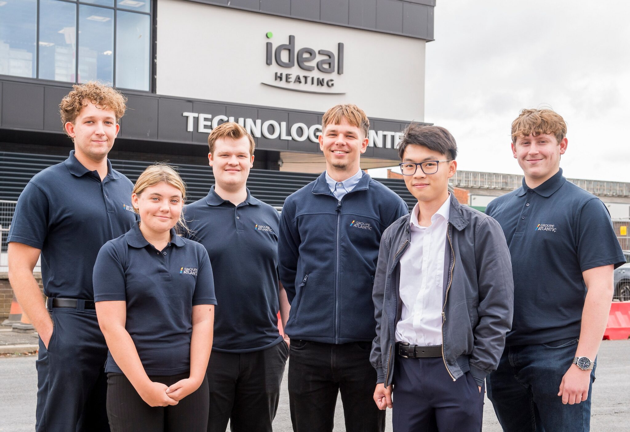 Ideal Heating welcomes six new recruits - Registered Gas Engineer